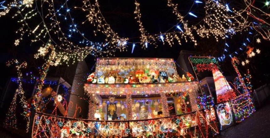 Famous Tacky Lights Tour in Richmond, Virginia - Williamsburg Chauffeur ...